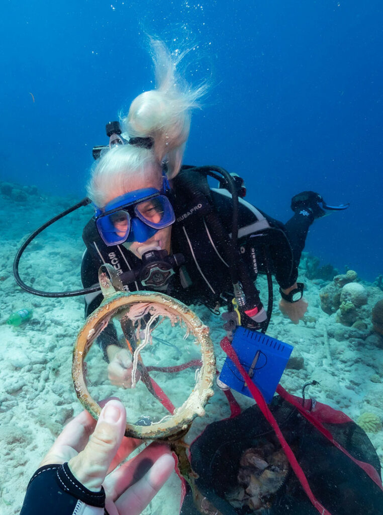 Dive Friends Bonaire | We are your dive friends!