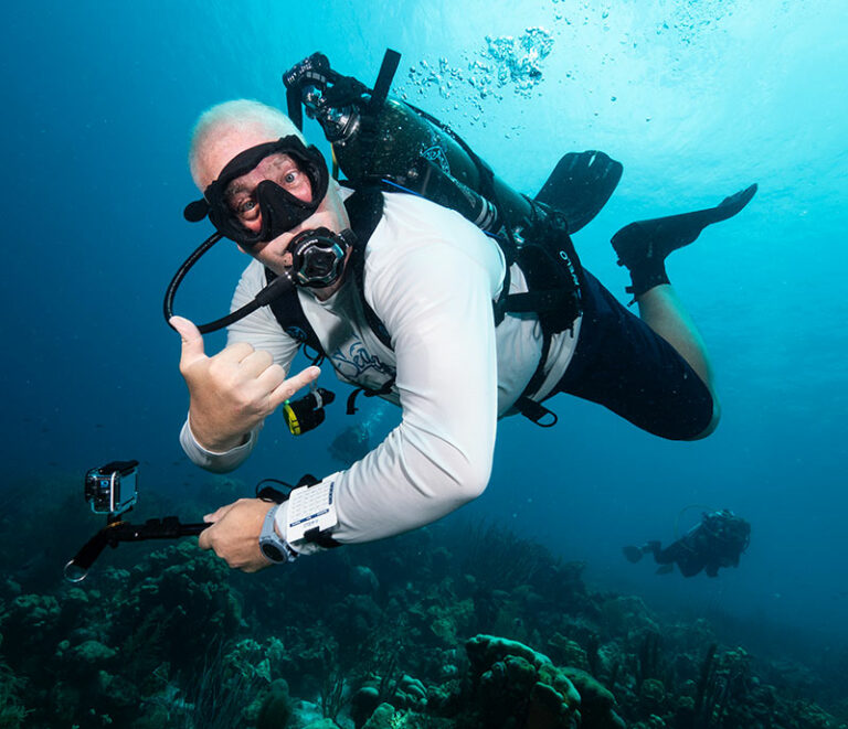 Avelo | Dive Friends Bonaire